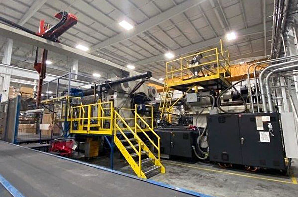 2000 3500 ton Cincinnati Injection Molding Machine For Sale - Model ...