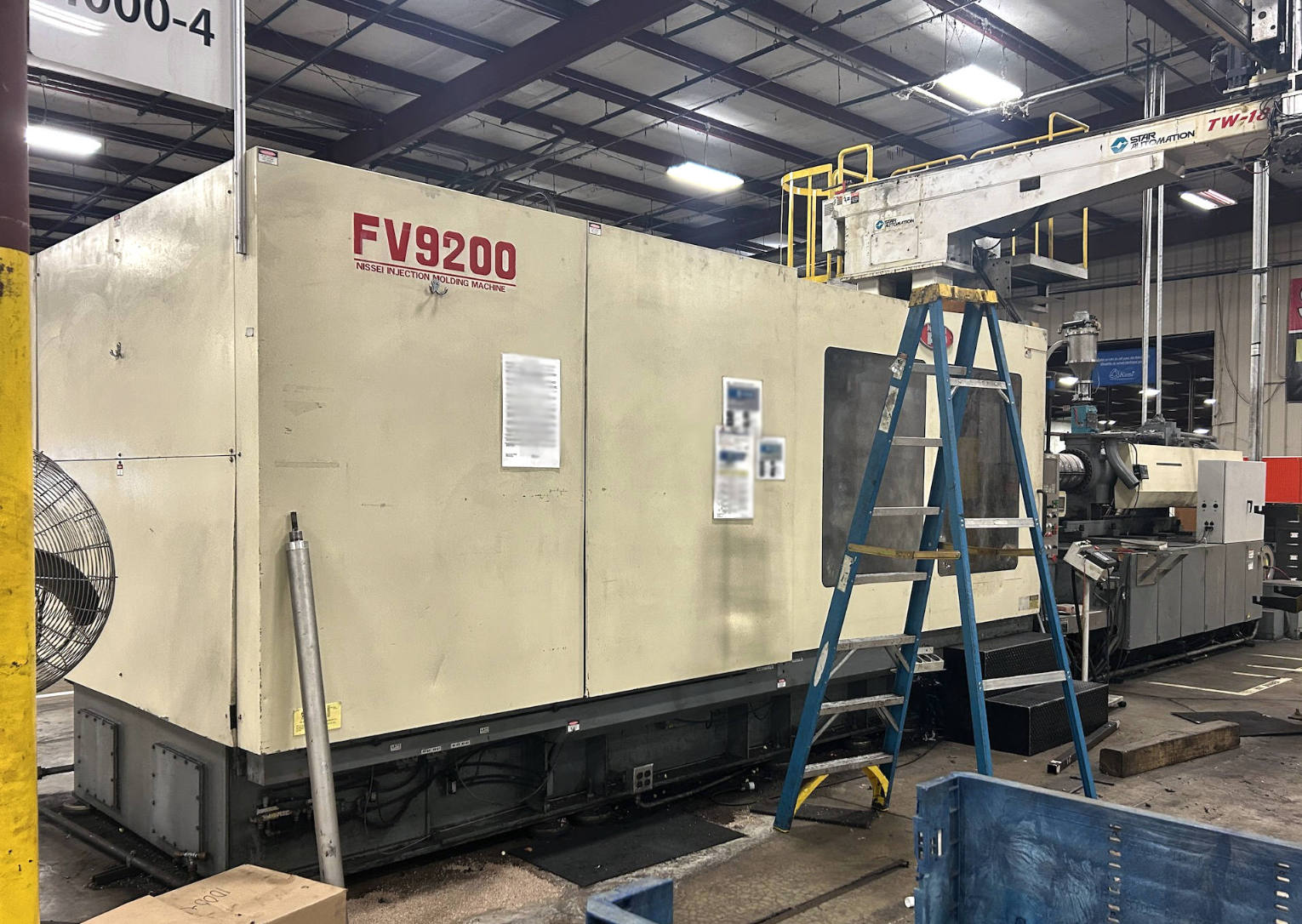 1999 945 ton Nissei Injection Molding Machine For Sale - Model FV9200-600L